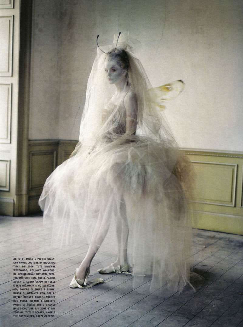 PAESE Fansite: Tim Walker Photography