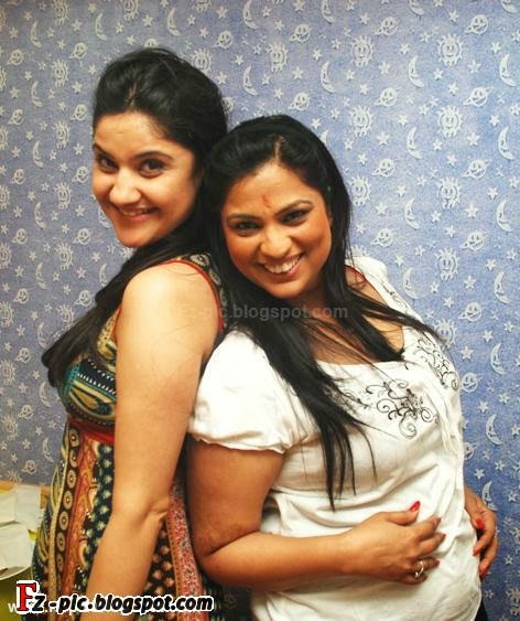 Indian fashion: Indian Singer Richa Sharma