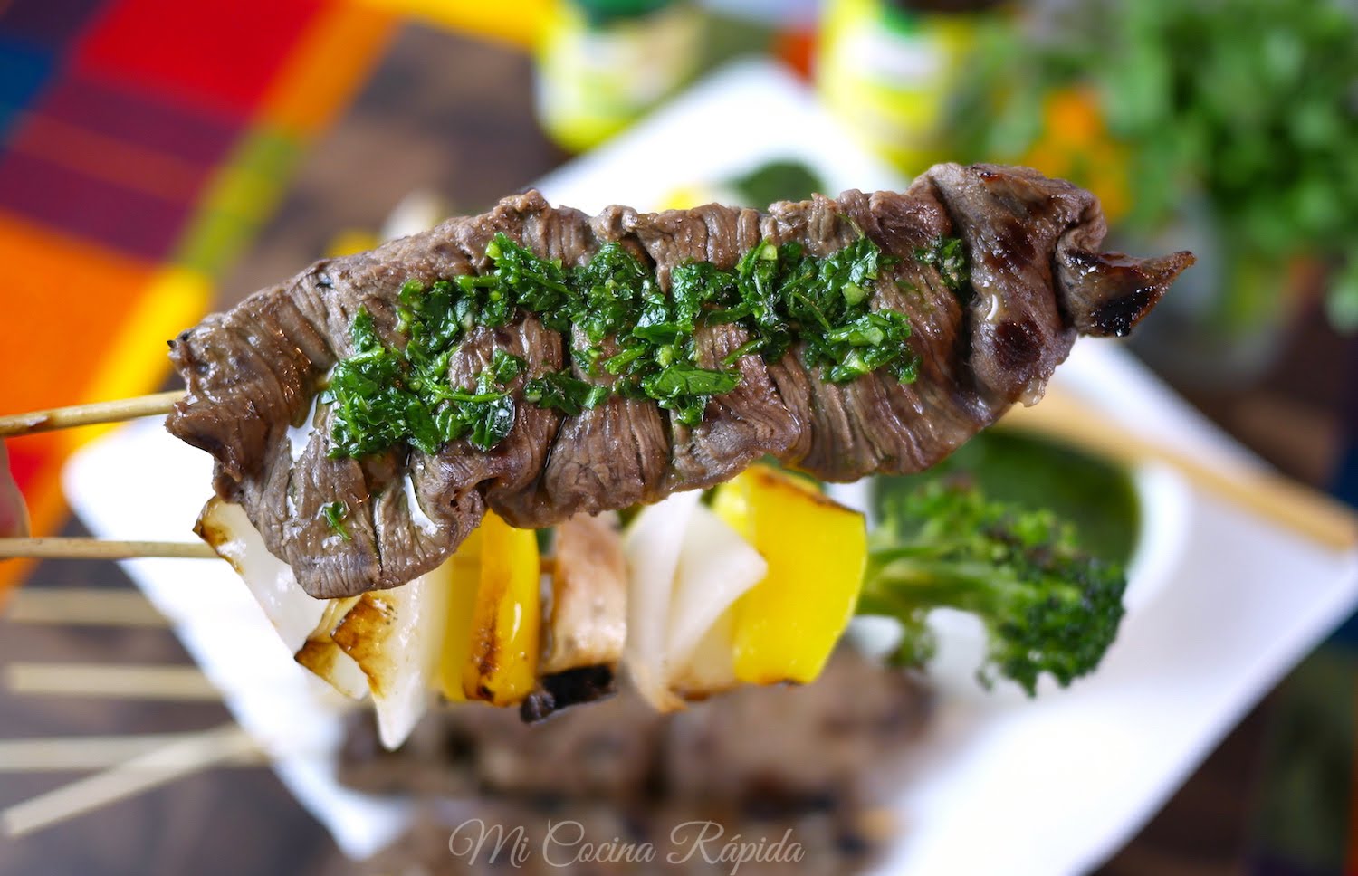 Churrasco con Salsa de Chimichurri - Mi Cocina Rápida