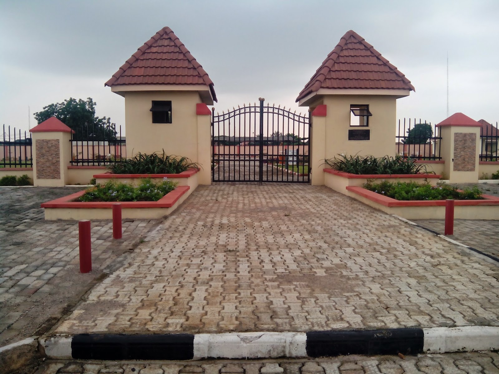 JJT (johnson, Jakande And Tinubu) Recreational Park And Garden. PIC ...