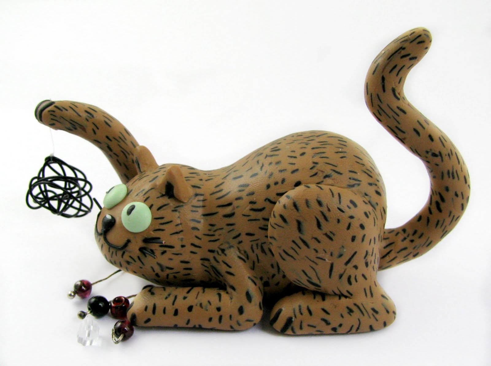 Cat's Wire: Cats and beads