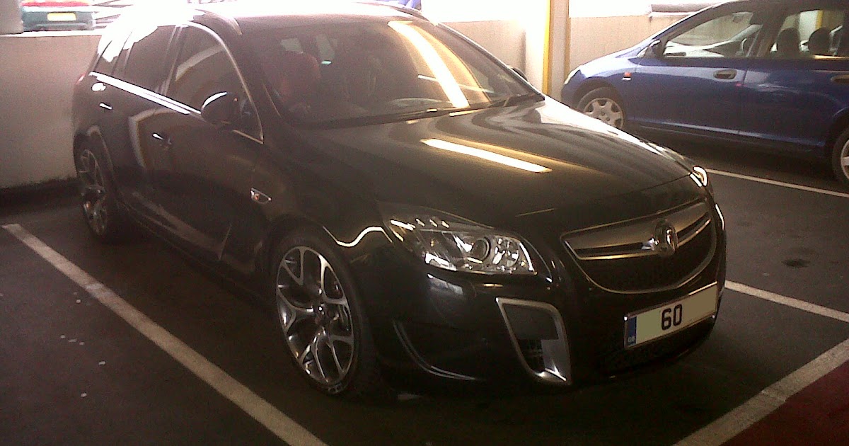 Definitely Motoring: SPOTTED: Vauxhall Insignia VXR