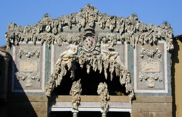 Gurney Journey: Grotto-eque