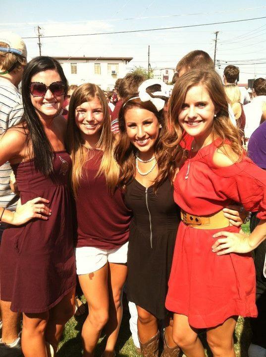 Clean Cookin' College Girl: Texas State Tailgate!
