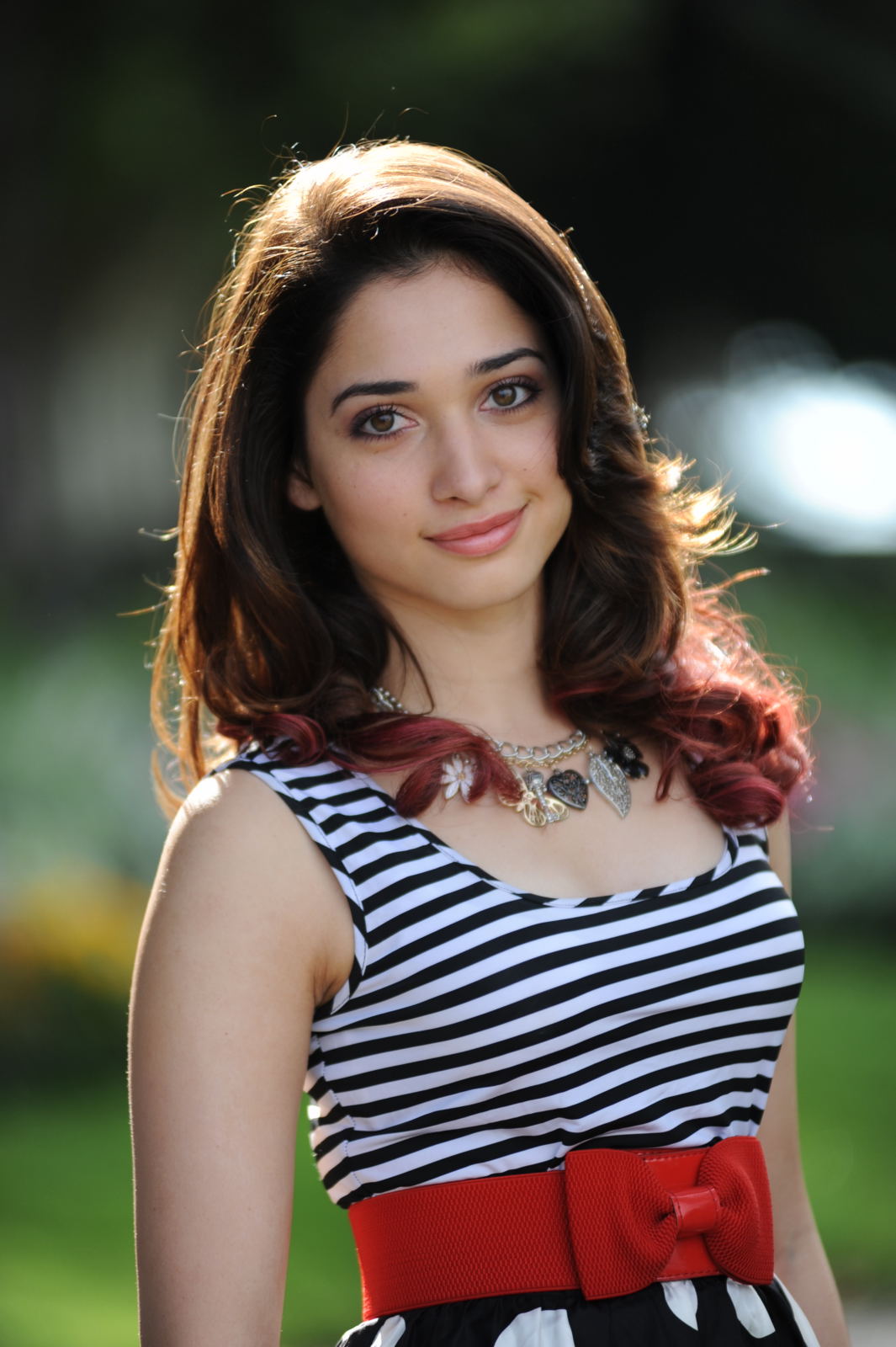 LATEST MOVIE MASALA: Tamanna from Oosaravalli Cute Photos