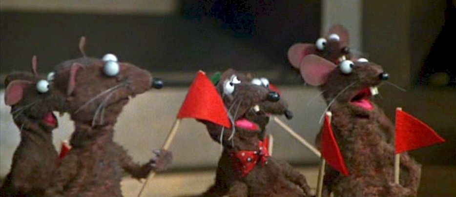 The Voice of Vexillology, Flags & Heraldry: The Great Muppet Caper ...