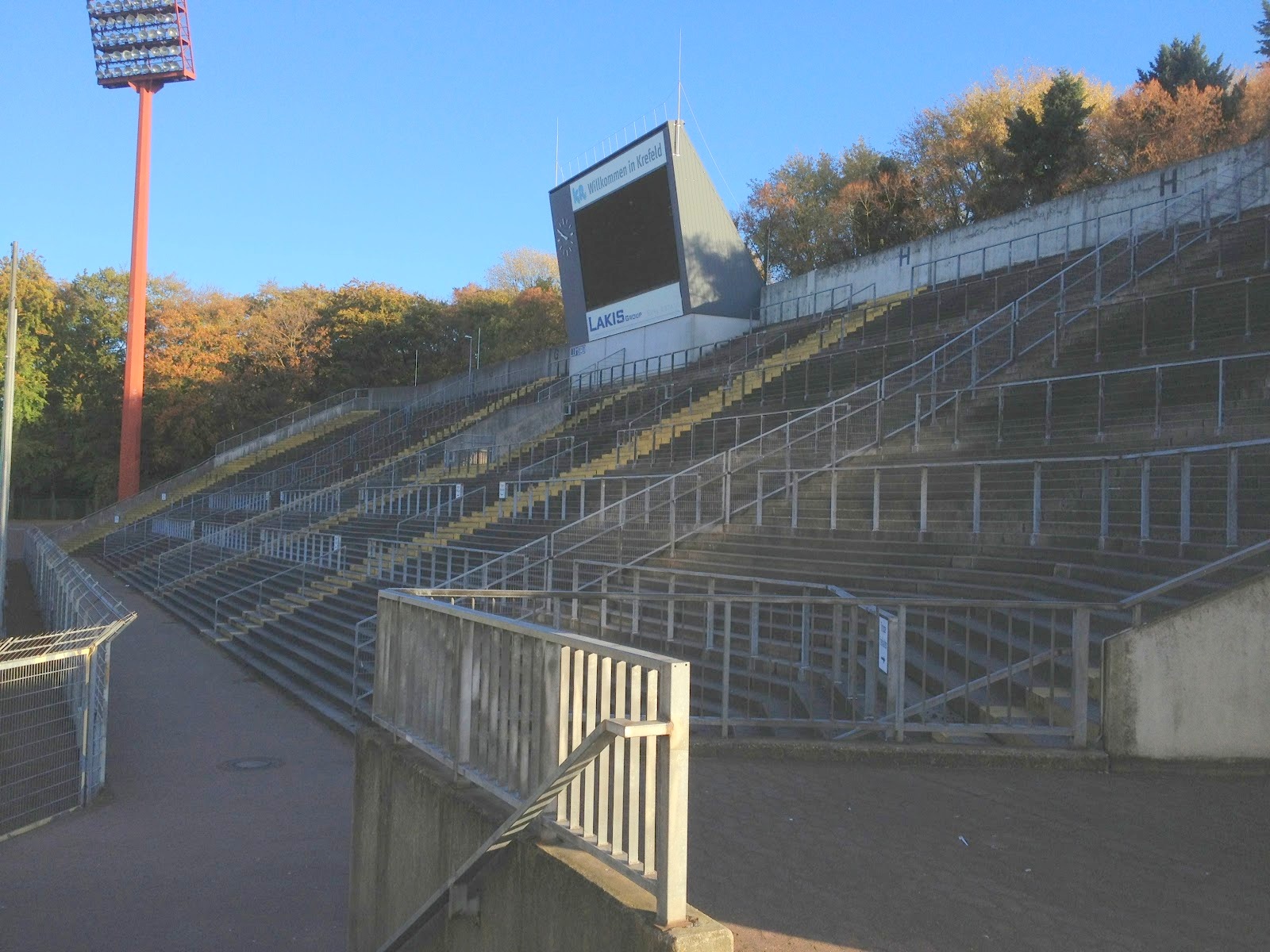 Hopping all over the World Two: KFC Uerdingen 05 (Germany)