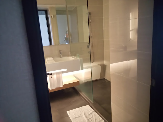 MAXIMS HOTEL, GENTING HIGHLANDS, MALAYSIA - Hi5 the world