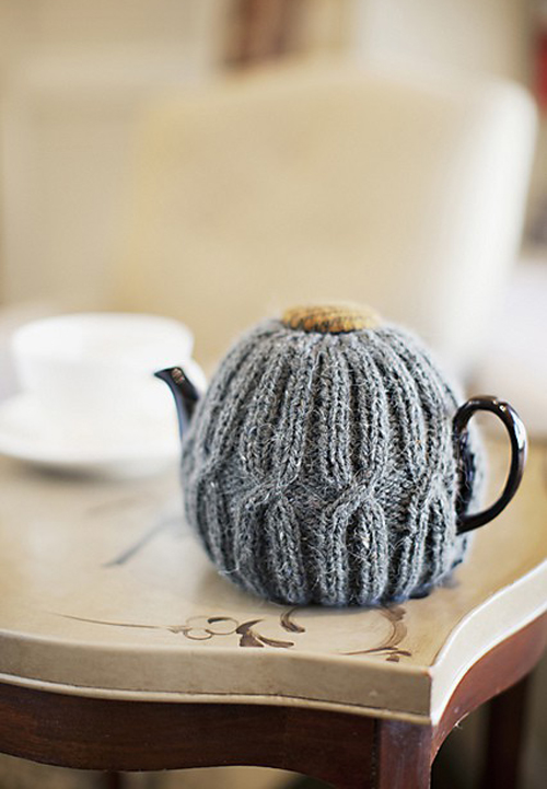 THE FUZZY CORNER: Knits - Interior Inspiration