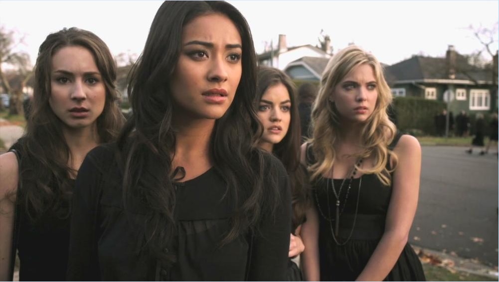Series It Girl: Pretty Little Liars - Roupas usadas nos episódios I