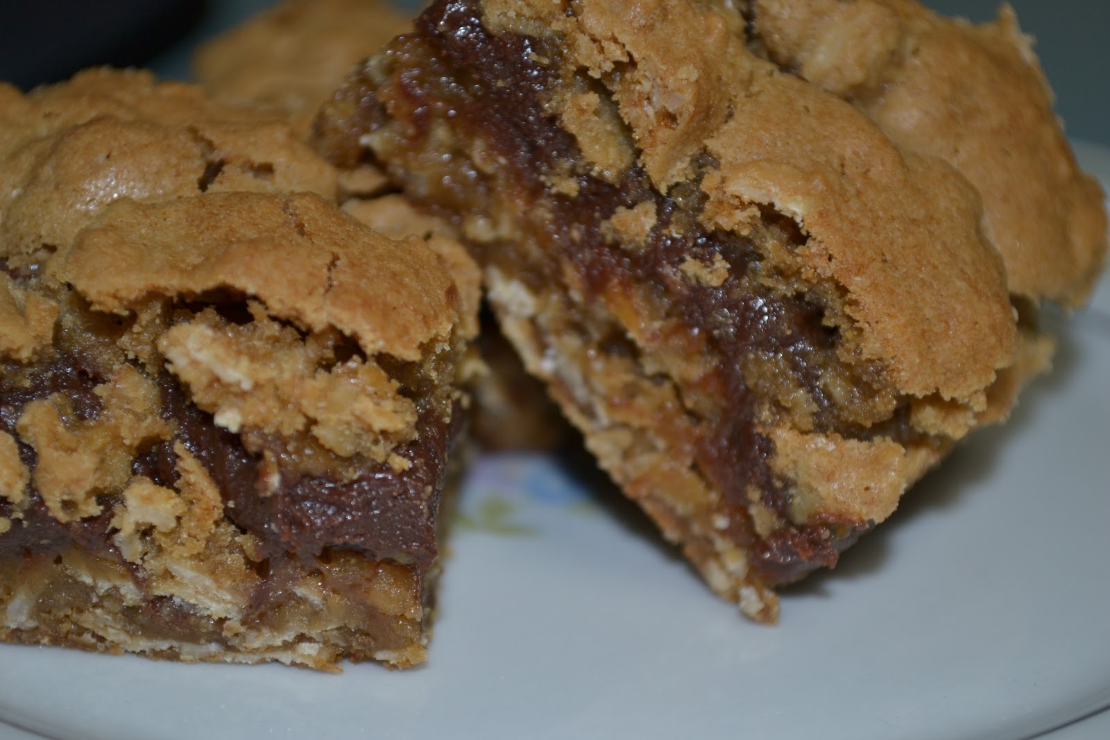 A Taste of Alaska: Oatmeal Cookie Bars with Fudge Filling
