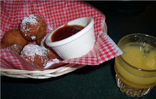 Grassy Knoll Institute: Apple Barn Restaurant - Chicken Strip Dinner ...