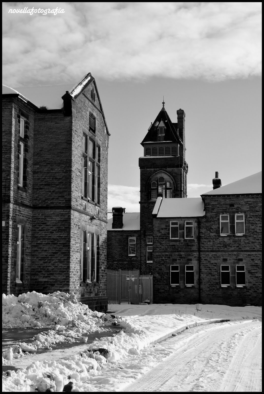 novellafotografia: Victorian Lunatic Asylums Uk-High Royds Pauper ...