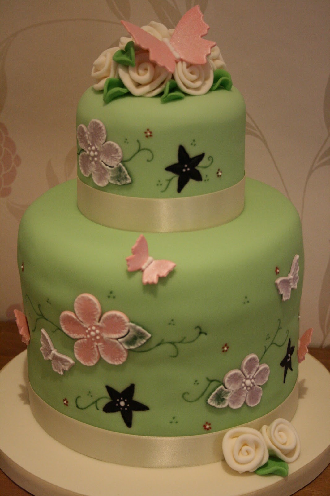 lauralovescakes...: Double Height Stack Cake