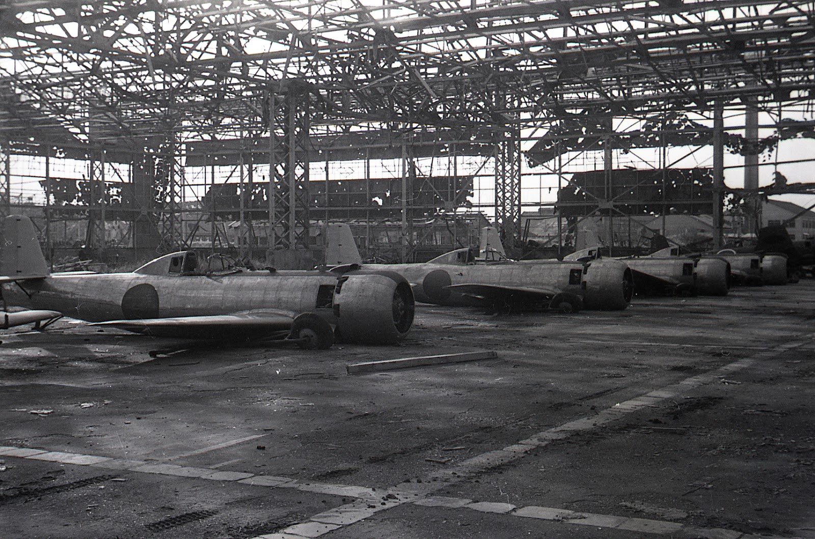 WildEagles: Nakajima Ki-84 "Hayate" (Frank) - Nakajima Ki-115 "Tsurugi ...