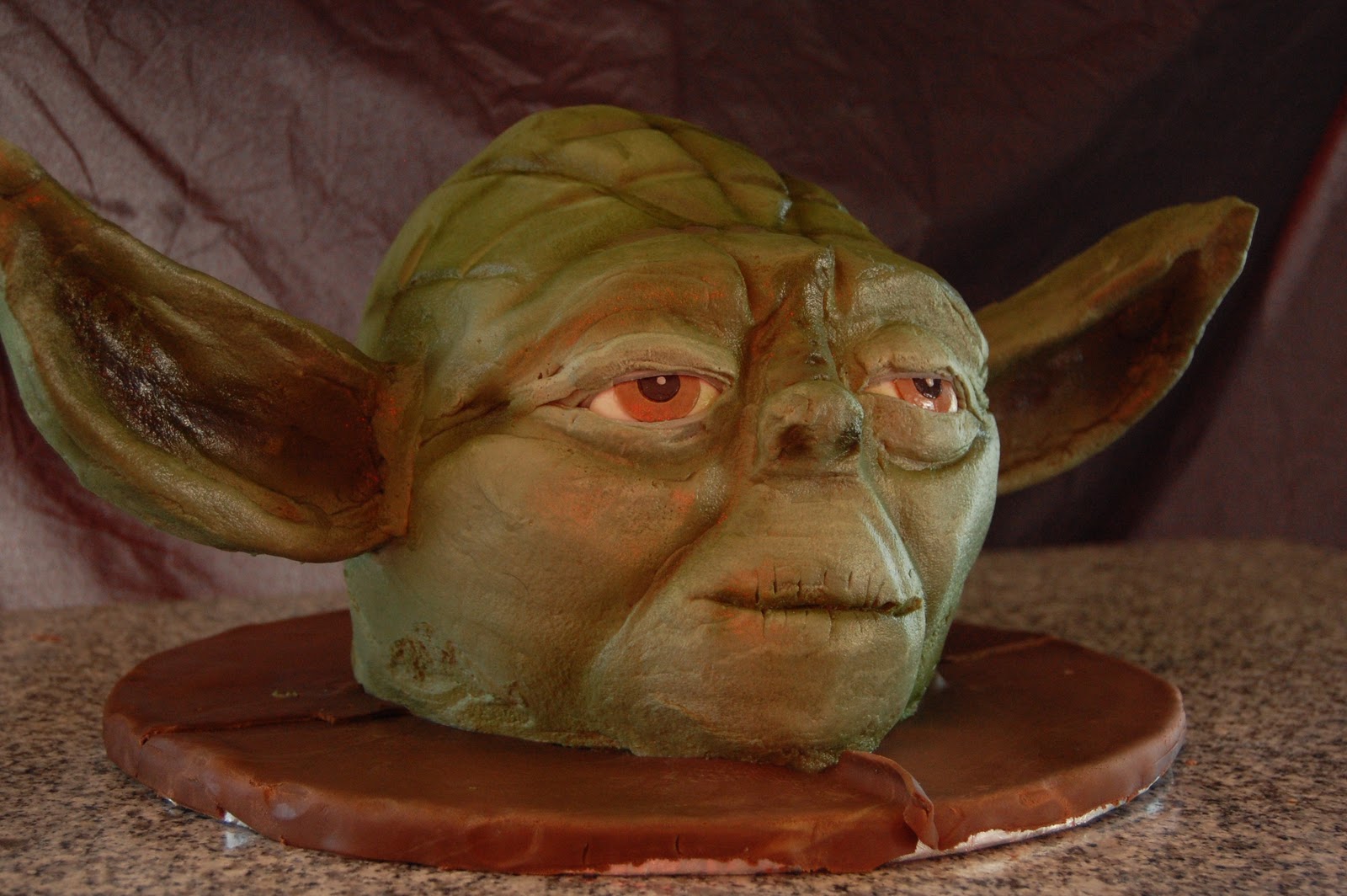 Kim's Cake Studio: Yoda Cake