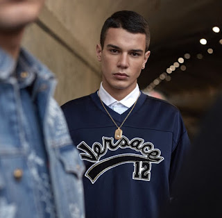 DIARY OF A CLOTHESHORSE: Versace Resort Mens 2019 AD Campaign