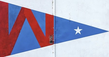 Hoofer Sailing Club: IMPEACH THE COMMODORE!