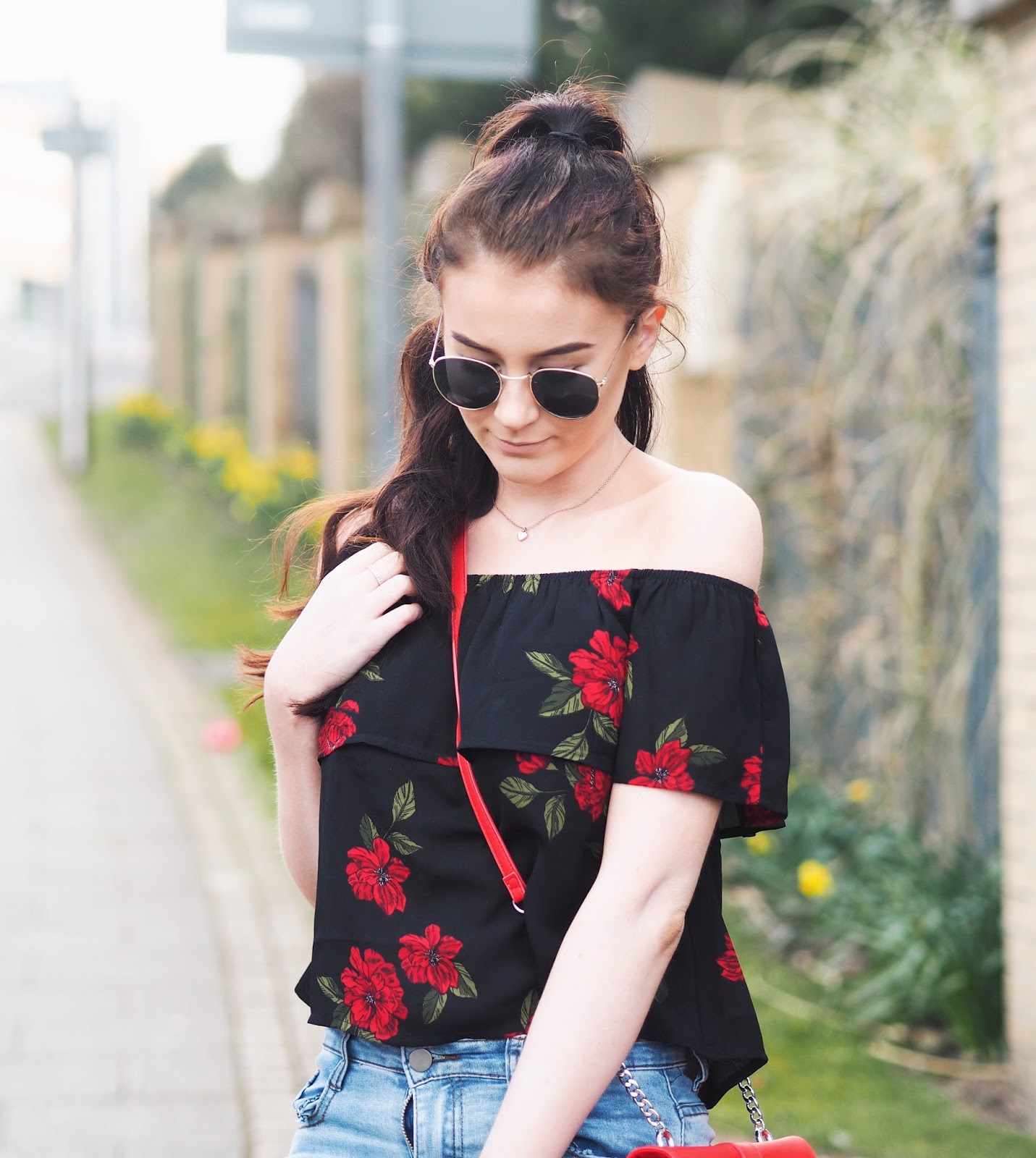 Clavicle Is the New Cleavage | Terri Talks