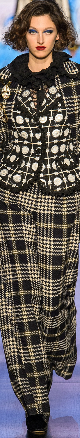 LOOKandLOVEwithLOLO: Fall/Winter 2017 RTW featuring Highlights from ...