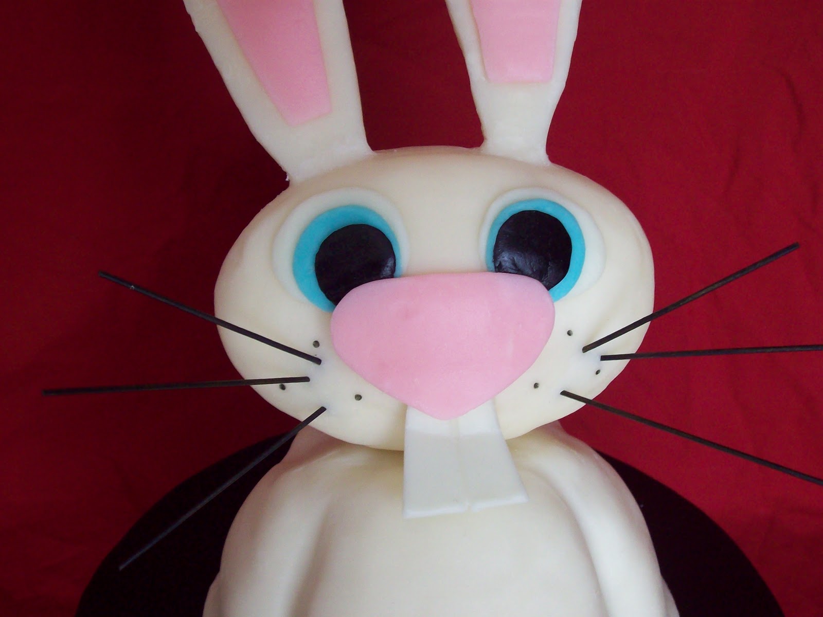 Torta Cakes: Floppy the Bunny and the Magician's Hat