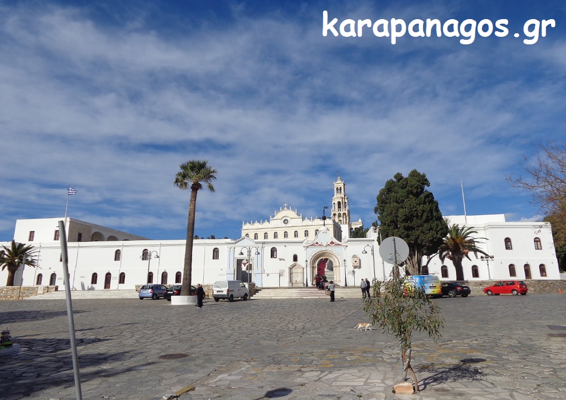 Karapanagos : ΦΩΤΟΓΡΑΦΙΚΟ ΟΔΟΙΠΟΡΙΚΟ ΣΤΗΝ ΑΝΔΡΟ ΚΑΙ ΣΤΗΝ ΤΗΝΟ! (VIDEO)