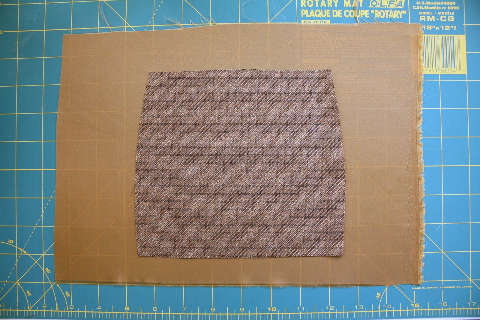 Nicole at Home: Tutorial: Hong Kong finish + underlining in one step