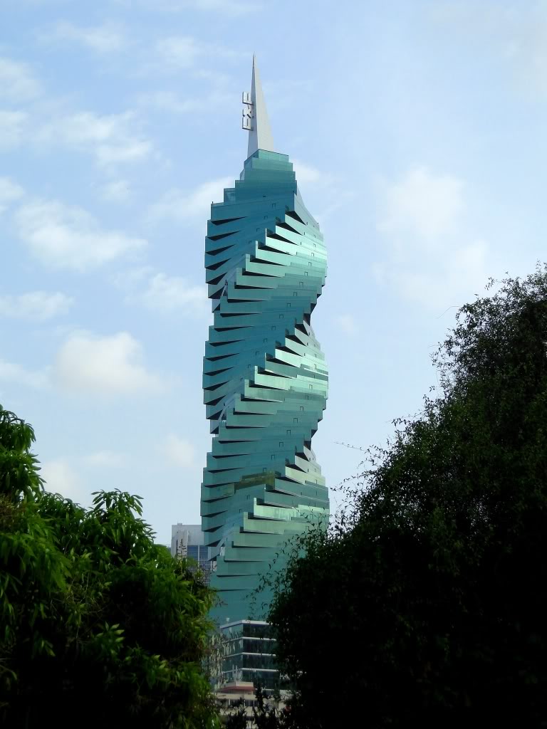 ArquitectObra: PROYECTO DESTACADO: TORRE F&F (REVOLUTION TOWER - EL ...