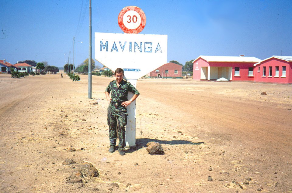 MAVINGA - ANGOLA 2ª. Compª. Bat. Caç. 5012