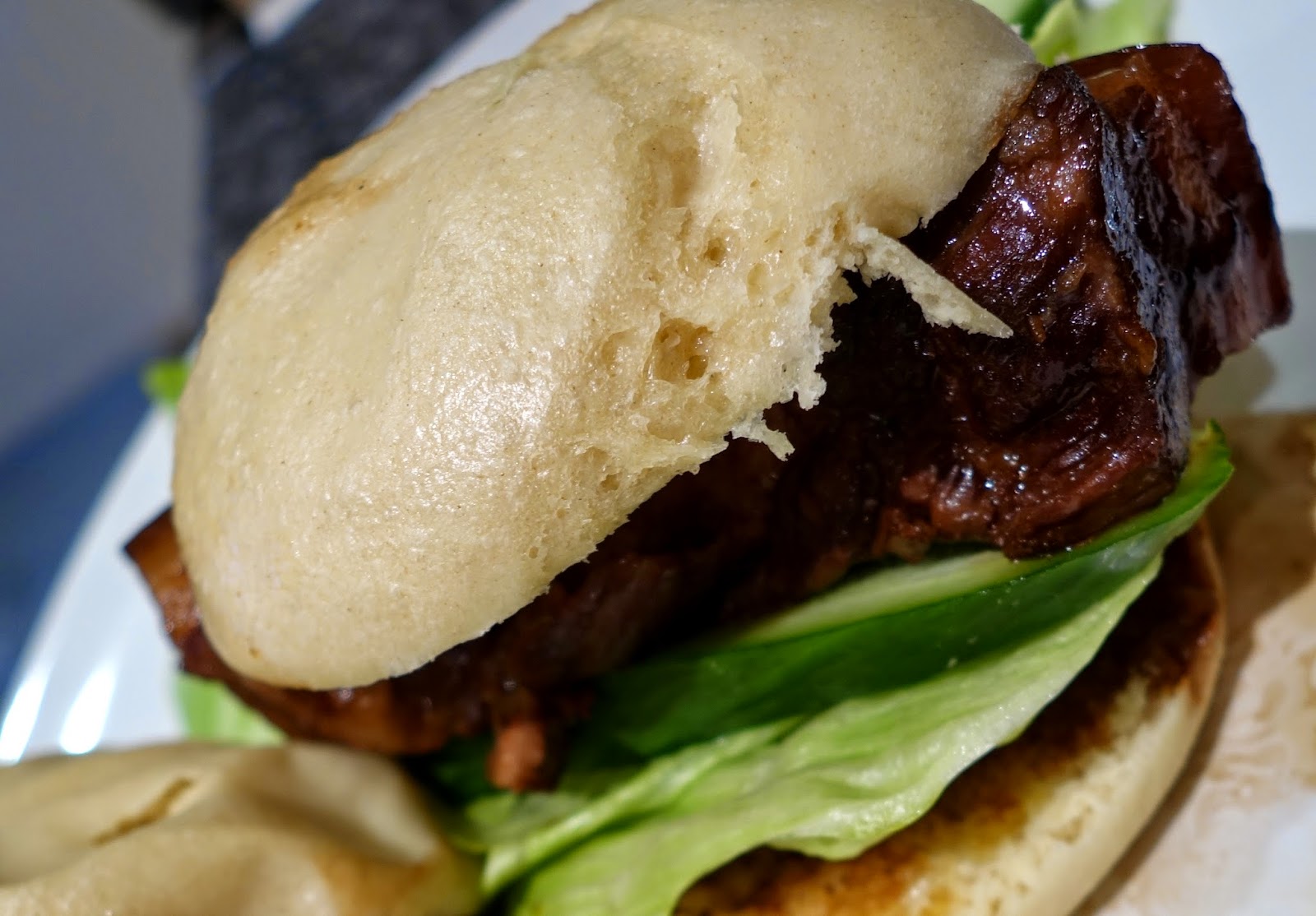 Eats, Drinks & Leaves: Korean BBQ Pork Steamed Buns
