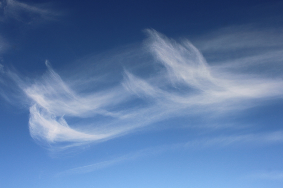 Diamanter i en fjellside: Skyer