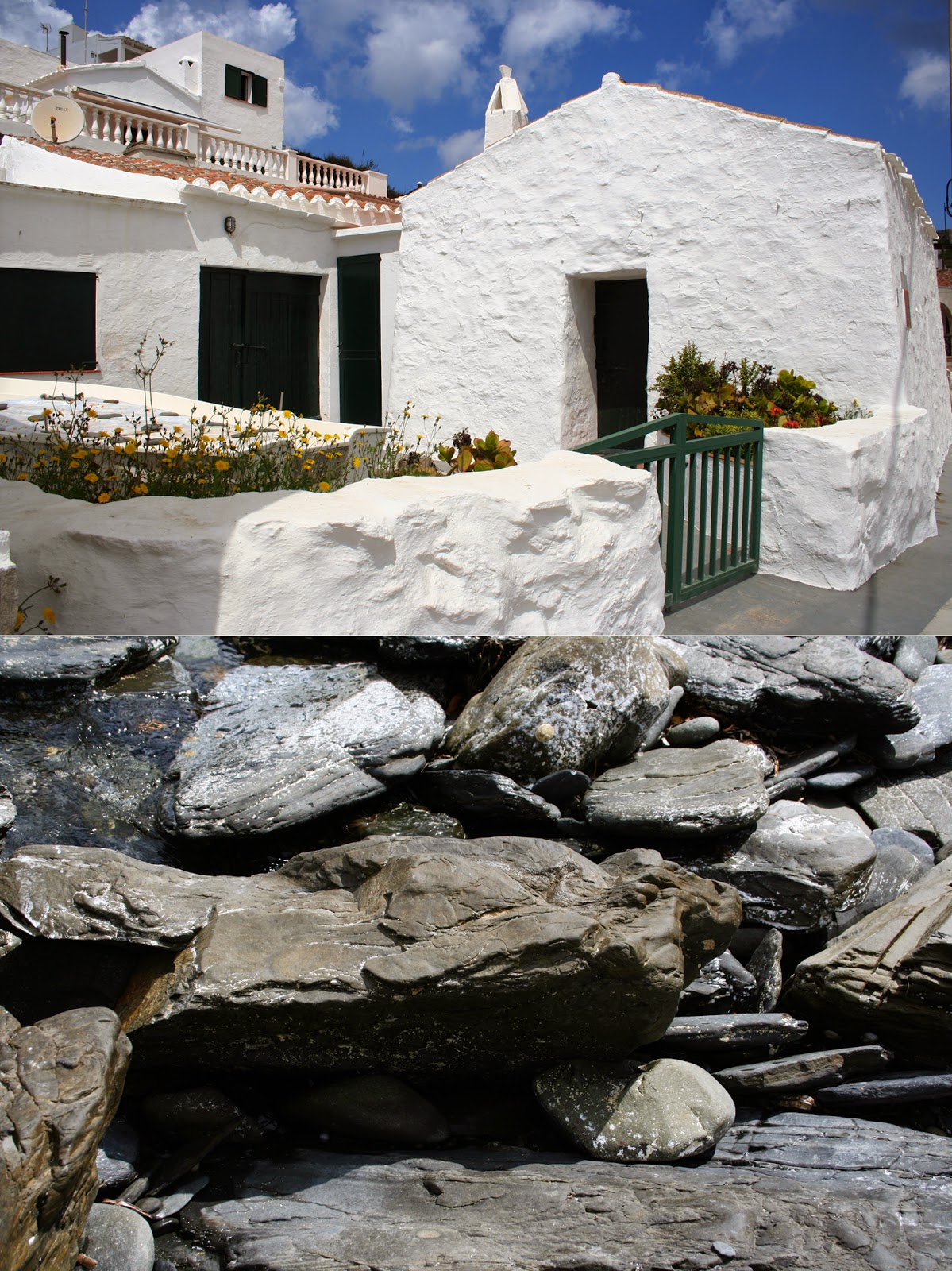 Su pequeña playa esta formada por arena gris y macs (piedras planas y ...