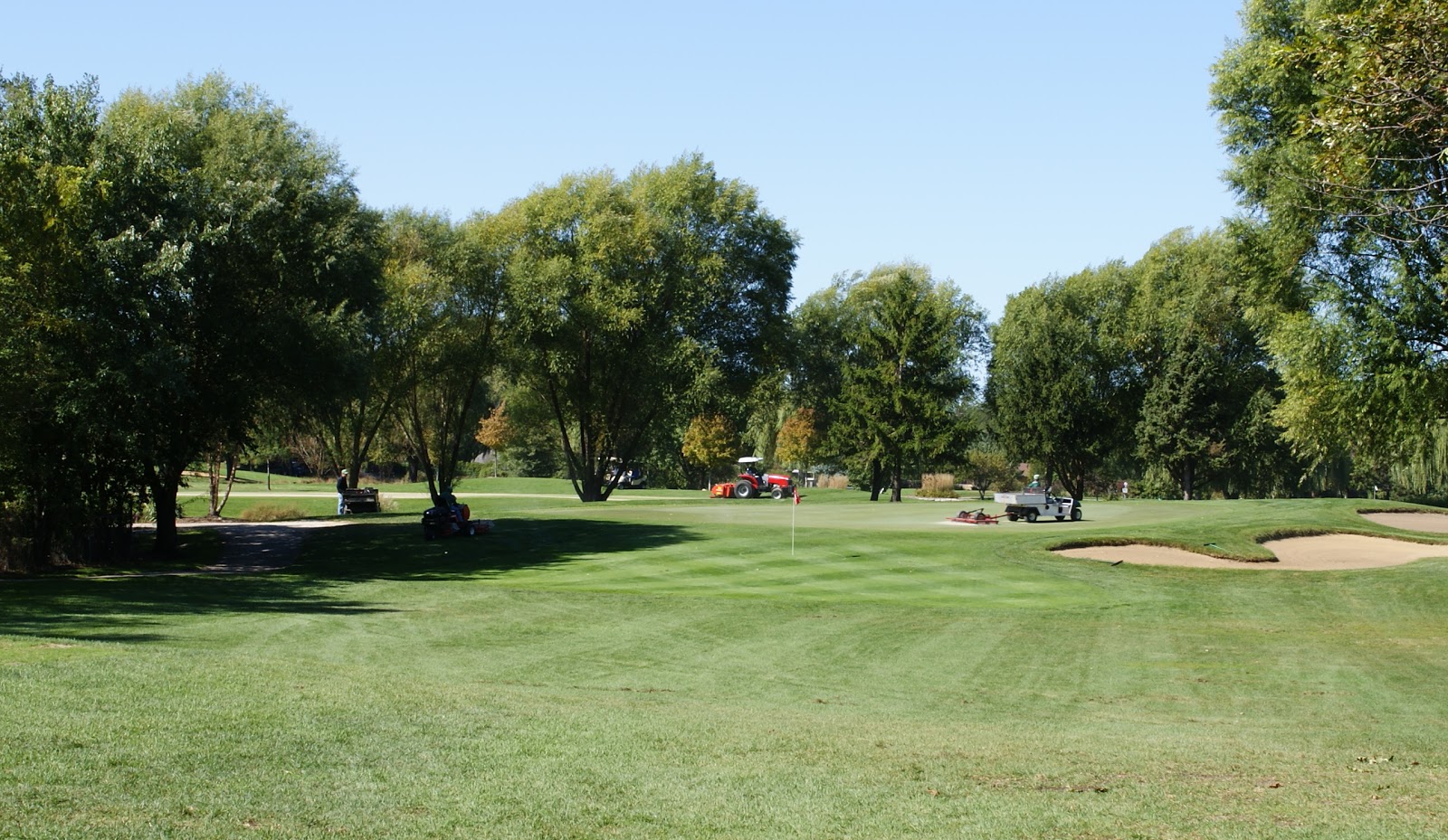 Sugar Creek Golf Course Blog: Aerifying Day 2011