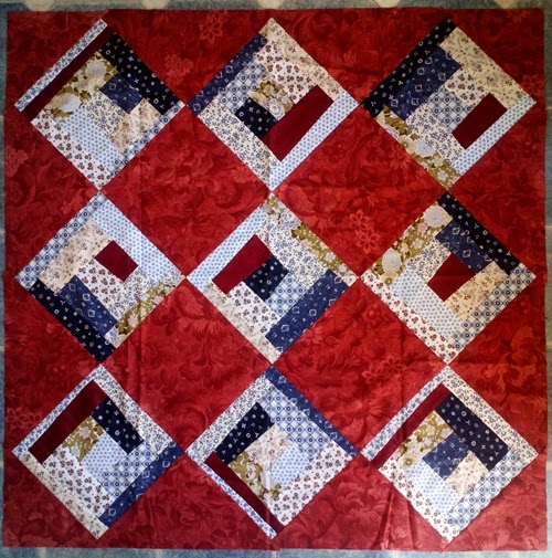 Studio Sew of Course: Playing with Log Cabins