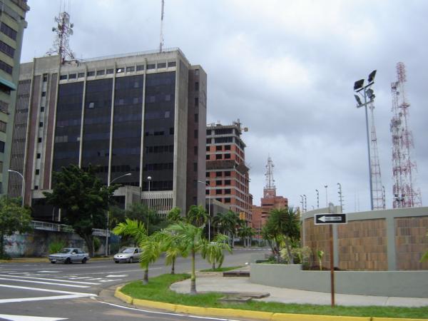 TÓPICOS Y SEMBLANZAS DE GUAYANA / Américo Fernández: Constitución de la ...