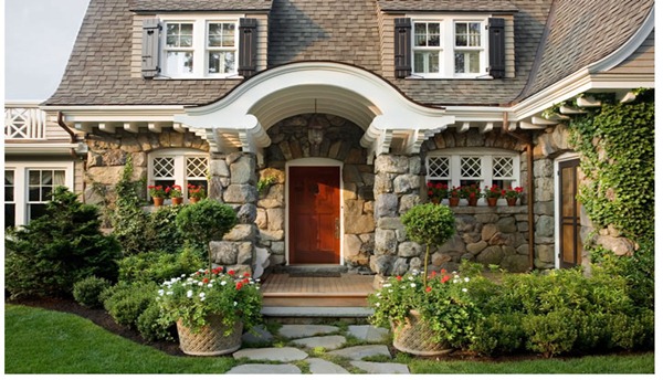 Me, Myself and Tena: Beautiful stone house