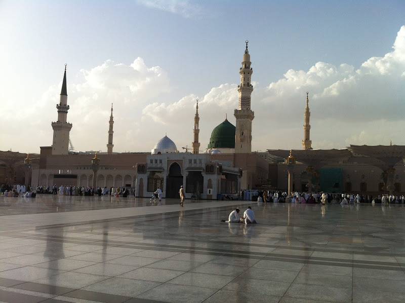 ALL IN A DAY'S WORK: Umrah 2012