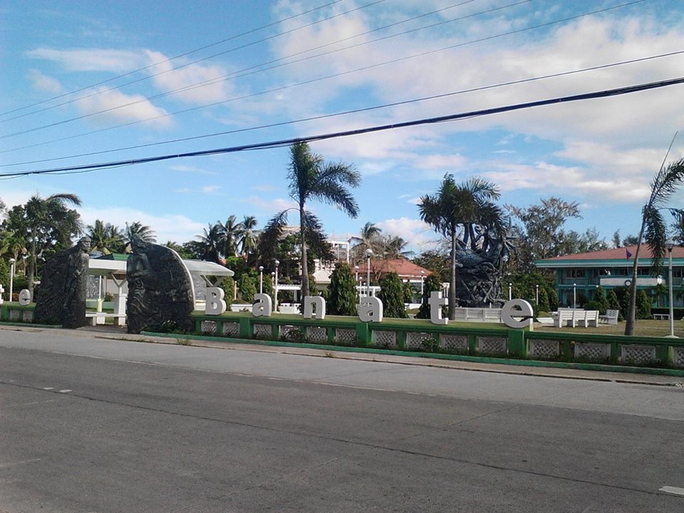 Ocean Breeze: Iloilo City And Province Plazas, Town Squares and Public ...