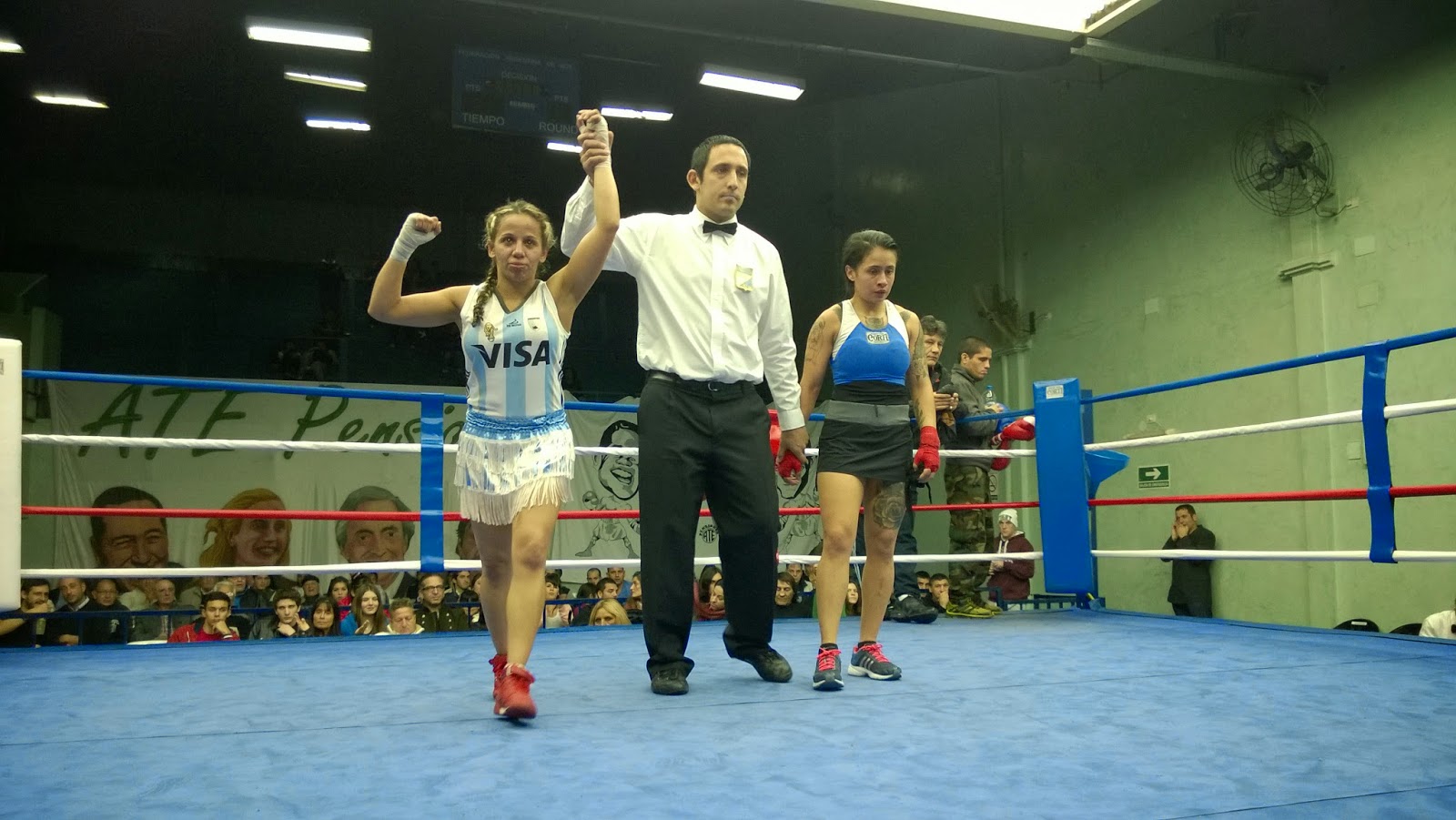 Boxeadoras Argentinas: Volvió el boxeo a la FAB
