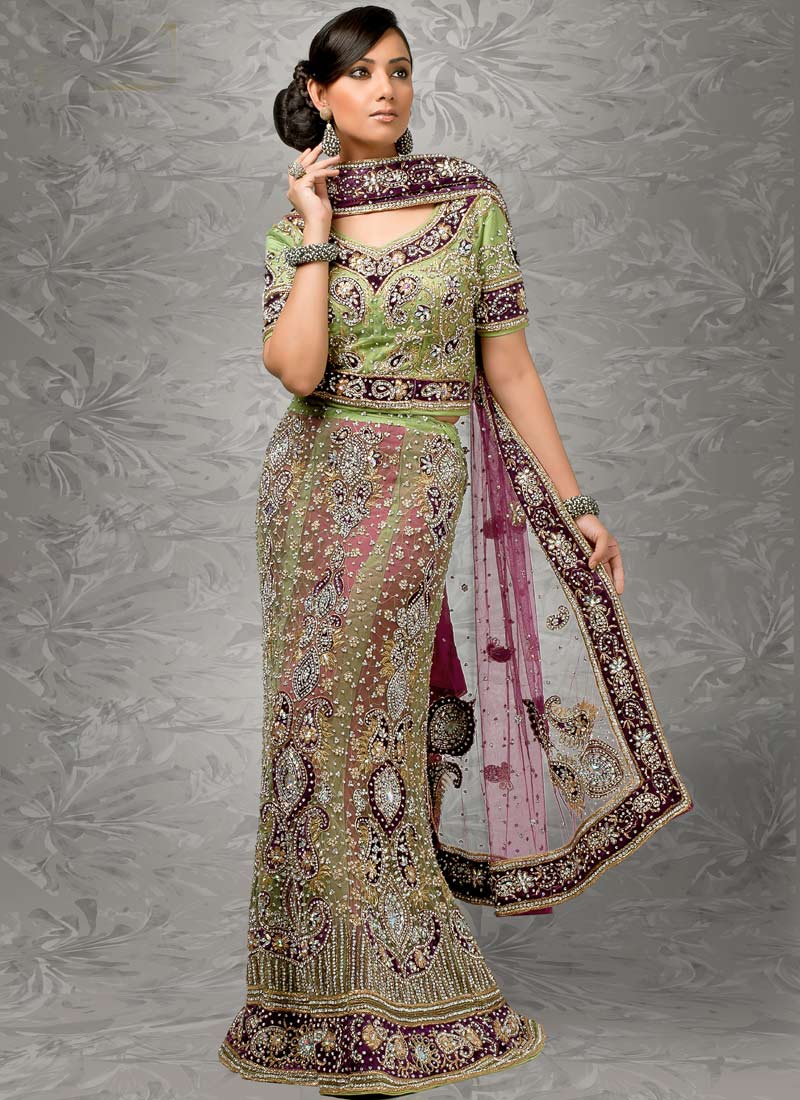 Fashion & Style: Indian Sarees Designs-Bridal-Wedding Saree-Embroidered ...