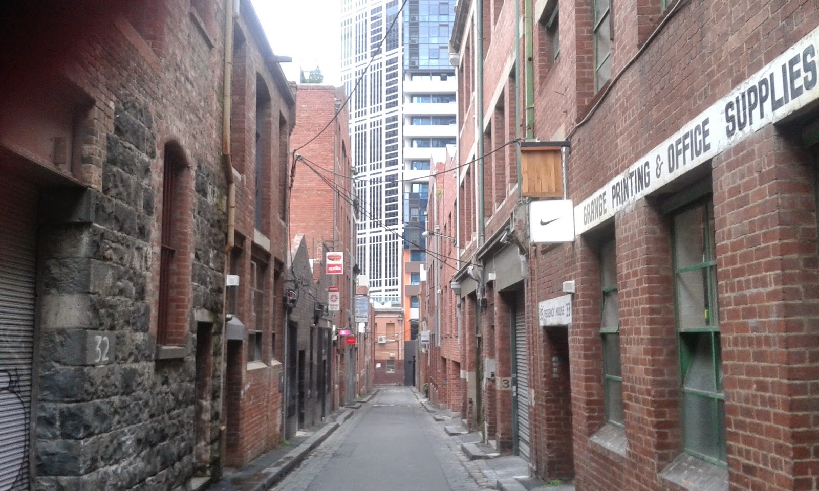 The Bloodied Wombat: Guildford Lane, Melbourne. The heritage you could ...