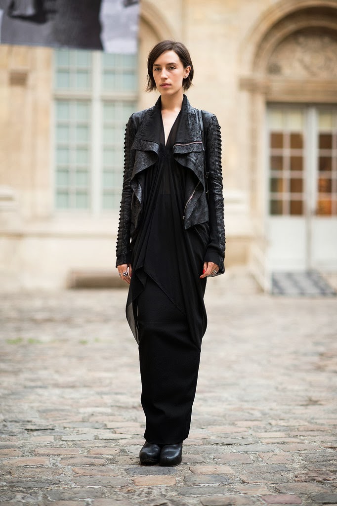 STREET STYLE INSPIRATION; TOTAL BLACK.-