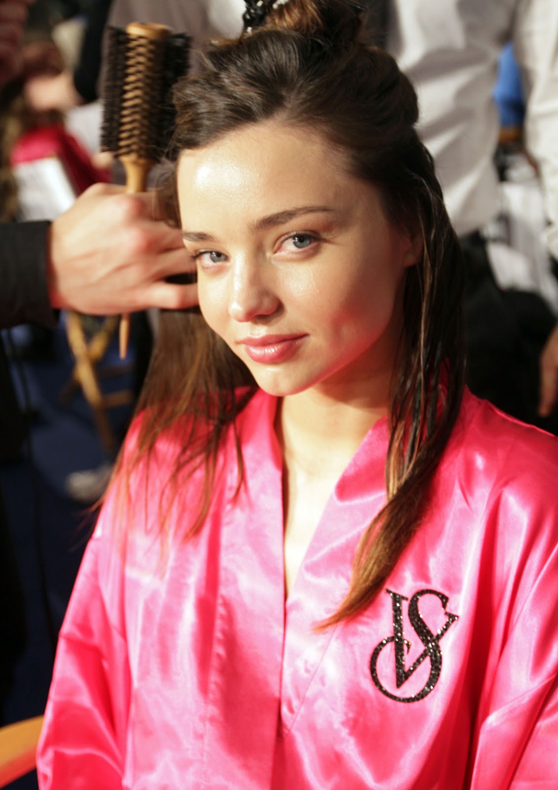 VSFS 2011 BACKSTAGE - Models Inspiration