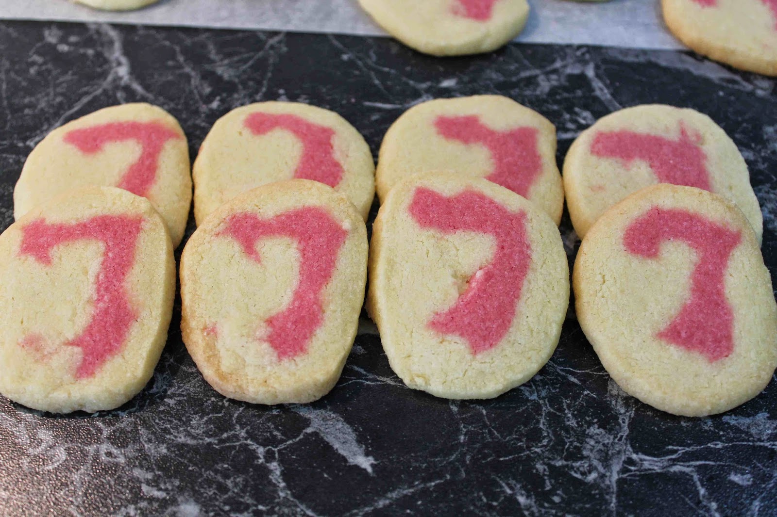 Få lite Matro: 7 sorters 7-kakor till Ida