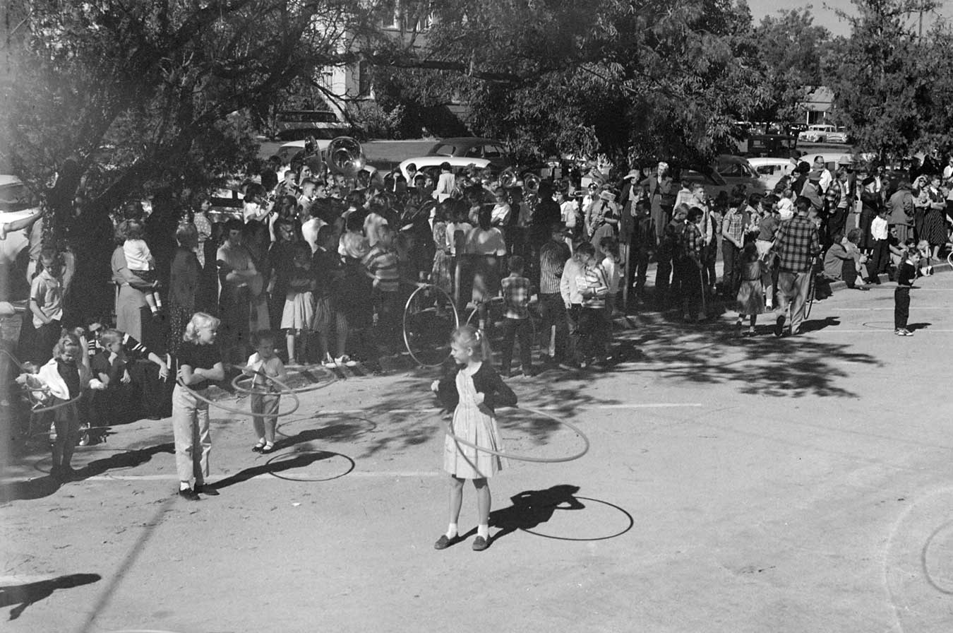 Joe Herring Jr.: The Hula Hoop Craze Hits Kerrville, 1958
