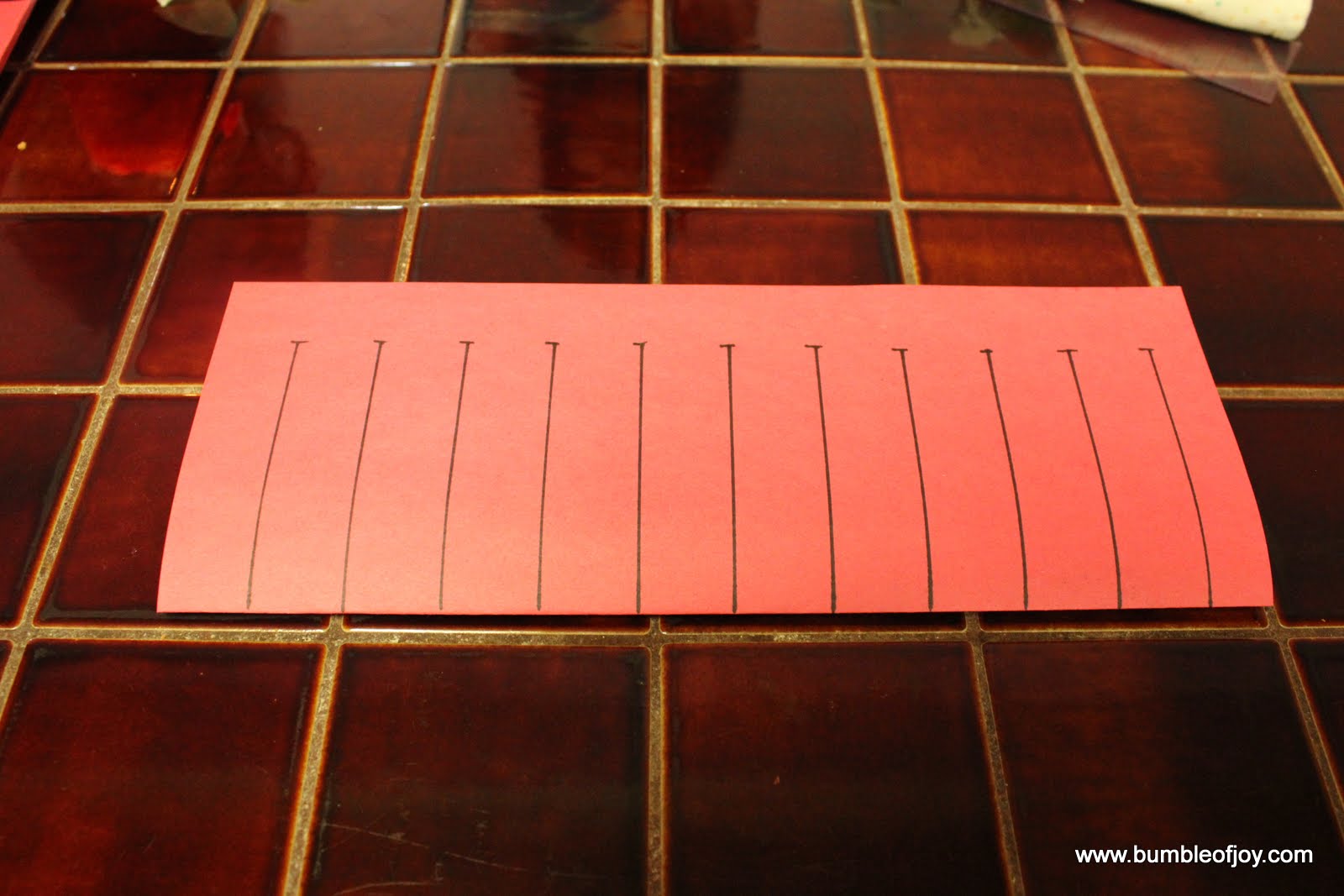 bumble of joy: DIY Red Paper Lanterns for CNY