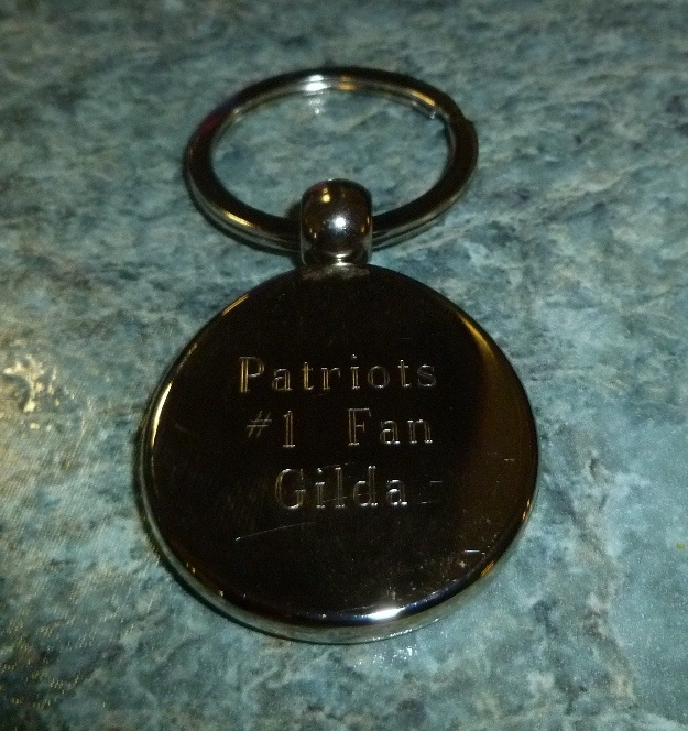 Evan and Lauren's Cool Blog: 3/22/12: Wholesale Keychains I Love