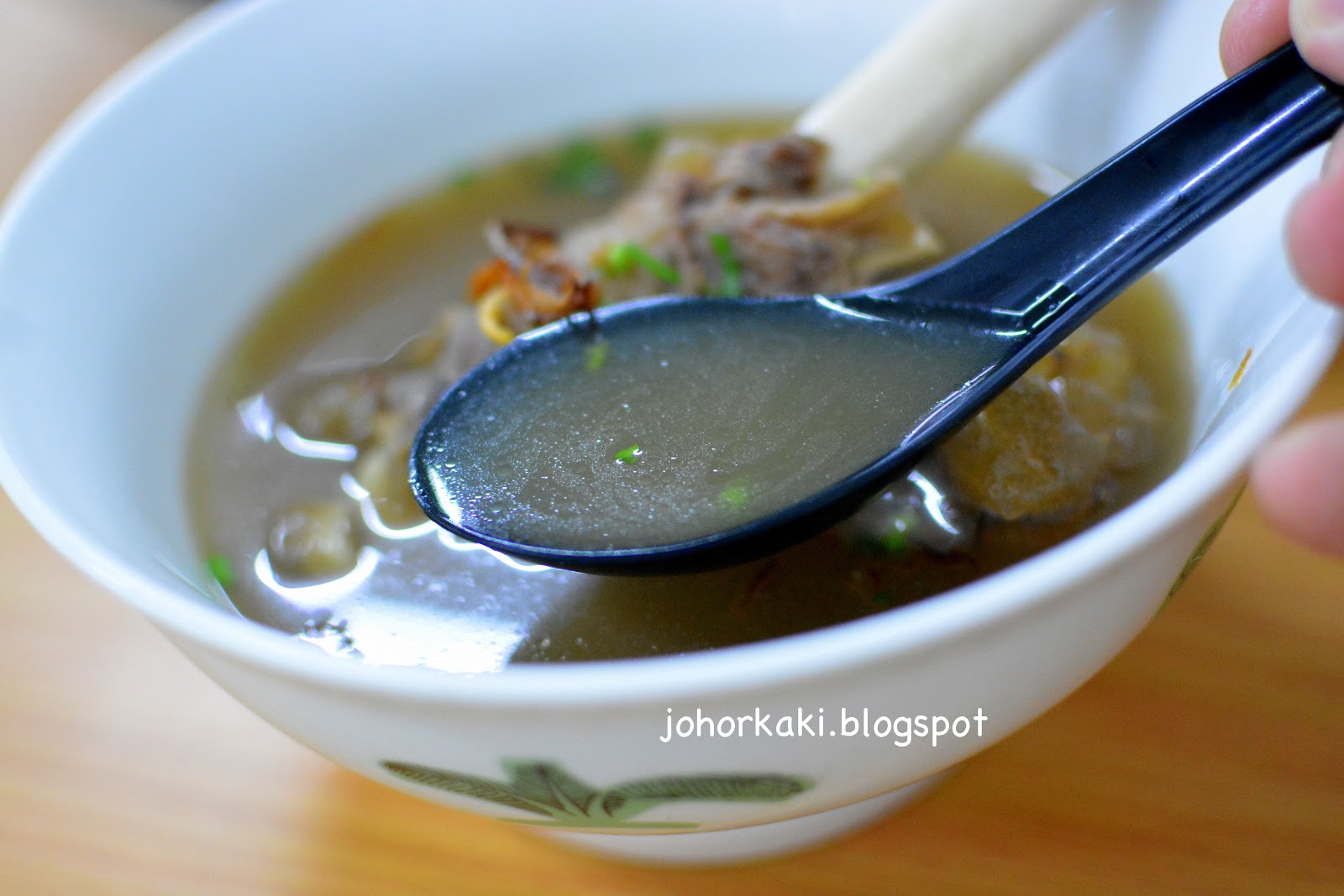 Pandan Mutton Soup in Johor Bahru 班蘭羊肉湯 |Tony Johor Kaki Travels for ...