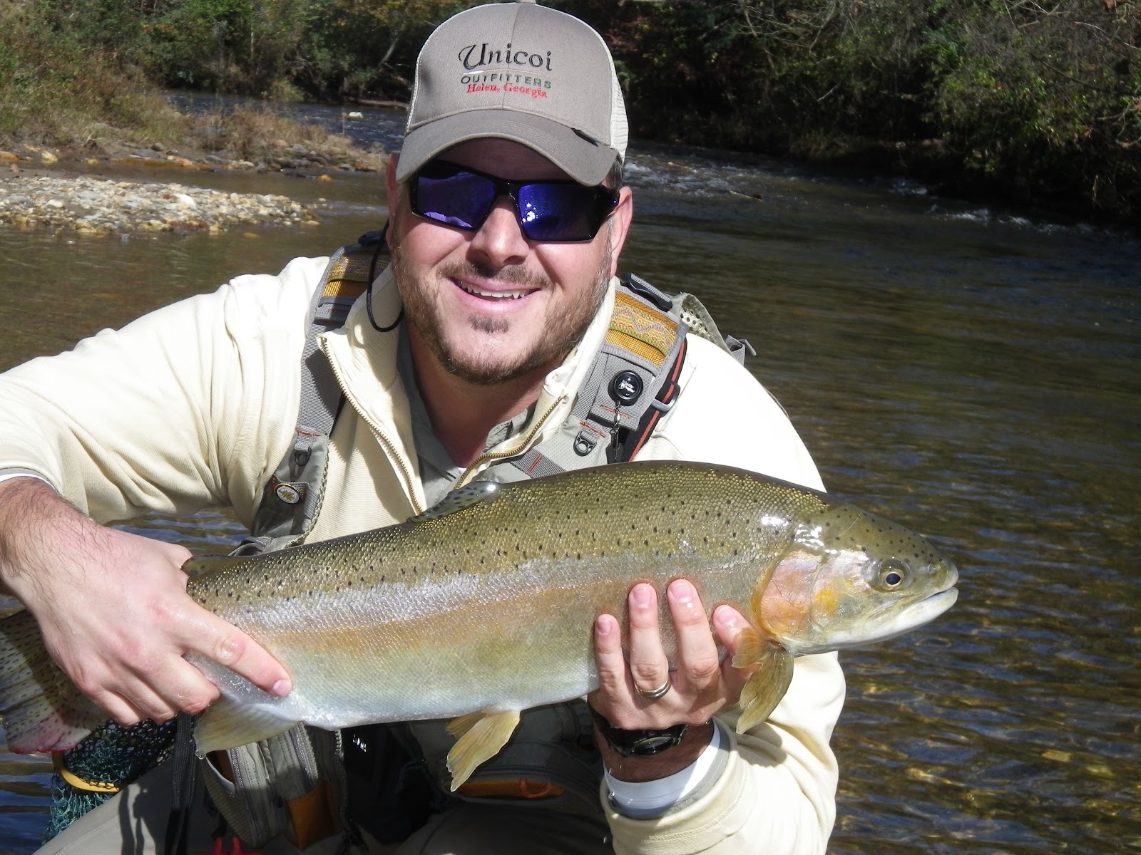Angler Management: Great Autumn Fishing at Nacoochee Bend!