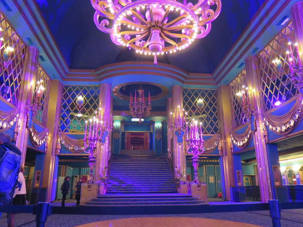 FOLIES BERGERE SHOWS photos - wallpapers | the fun bank